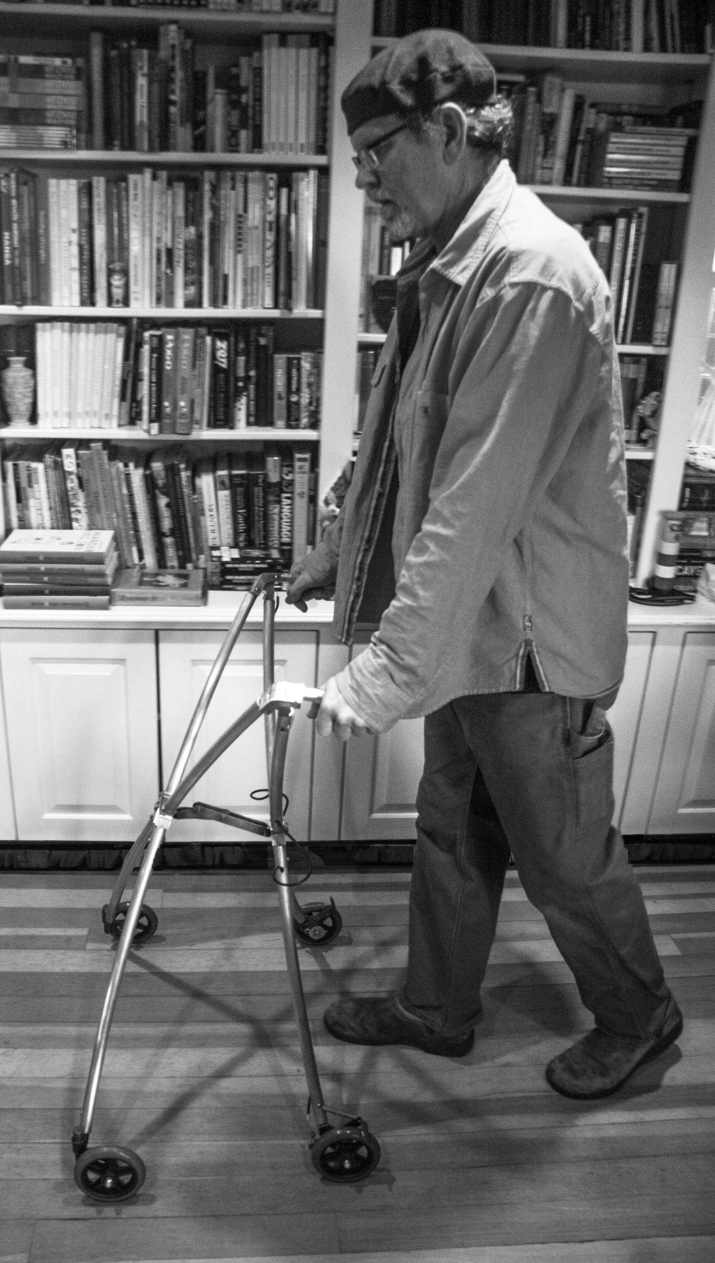 Folding Walker – Prototypes for Humanity