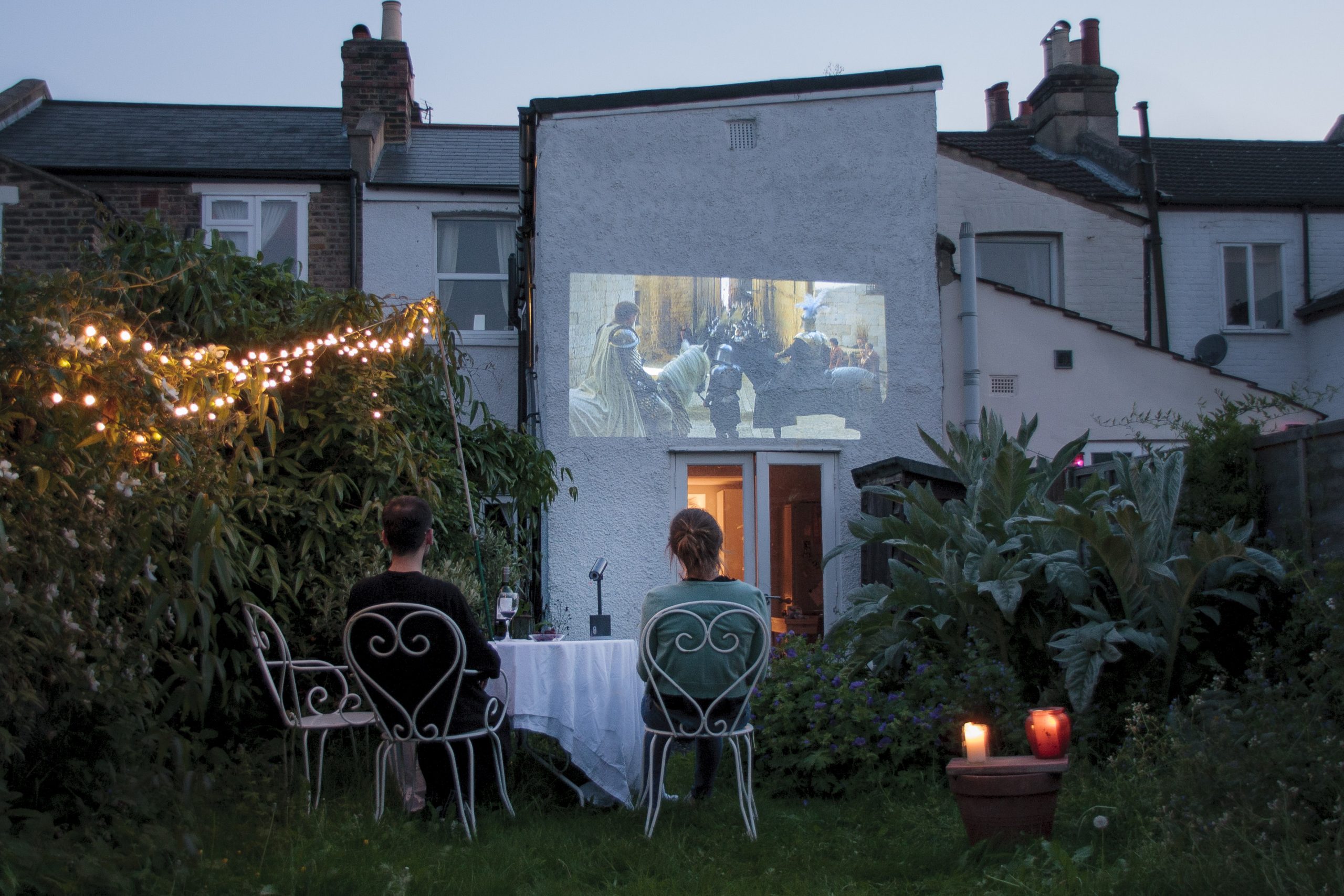 Pivot Projector – Prototypes for Humanity