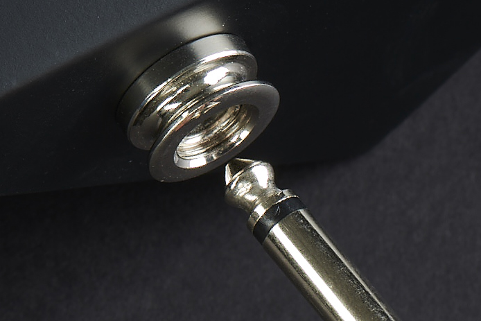 Esda Violin – Prototypes for Humanity