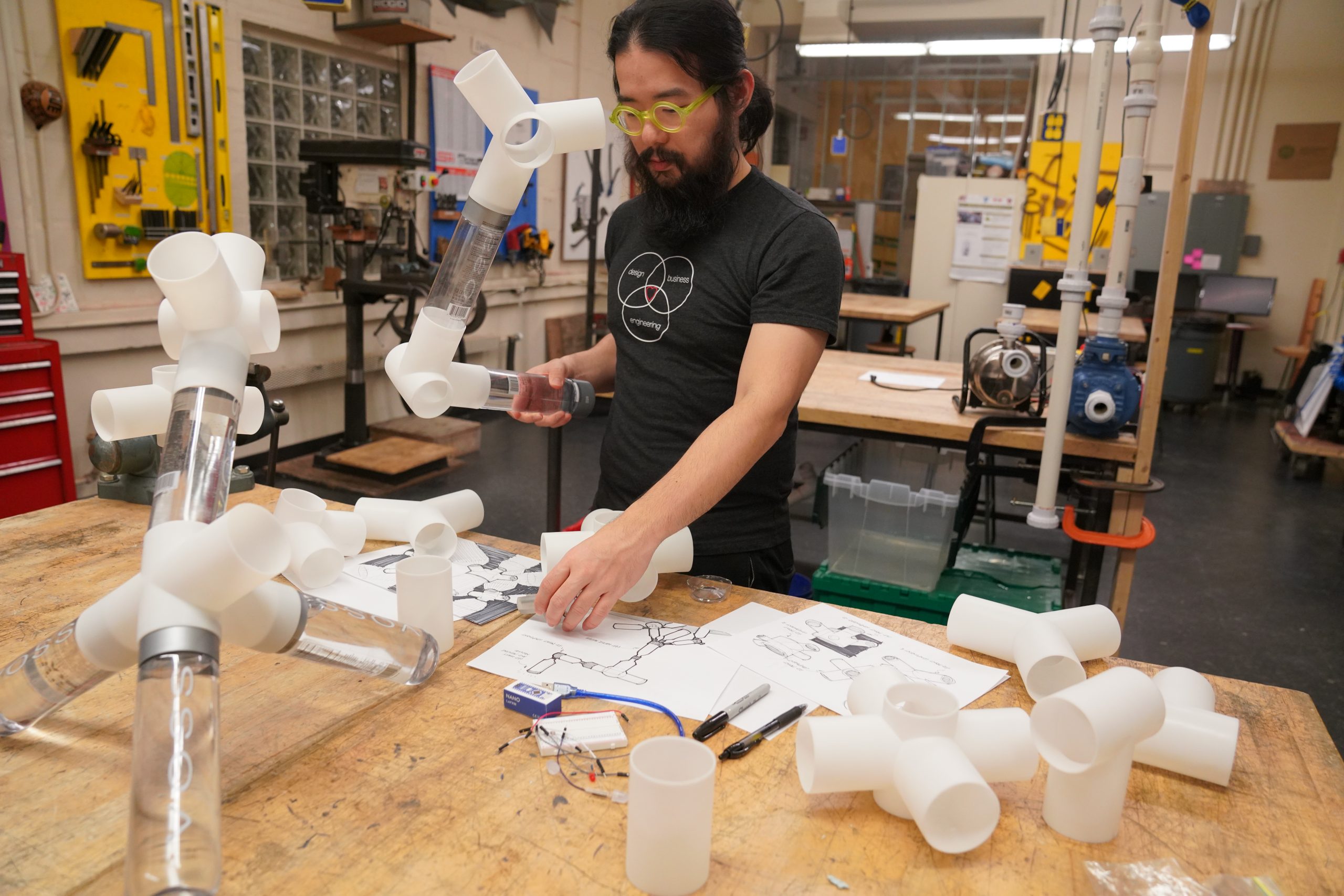 Tube 7 – Modular Lamp Design – Prototypes for Humanity