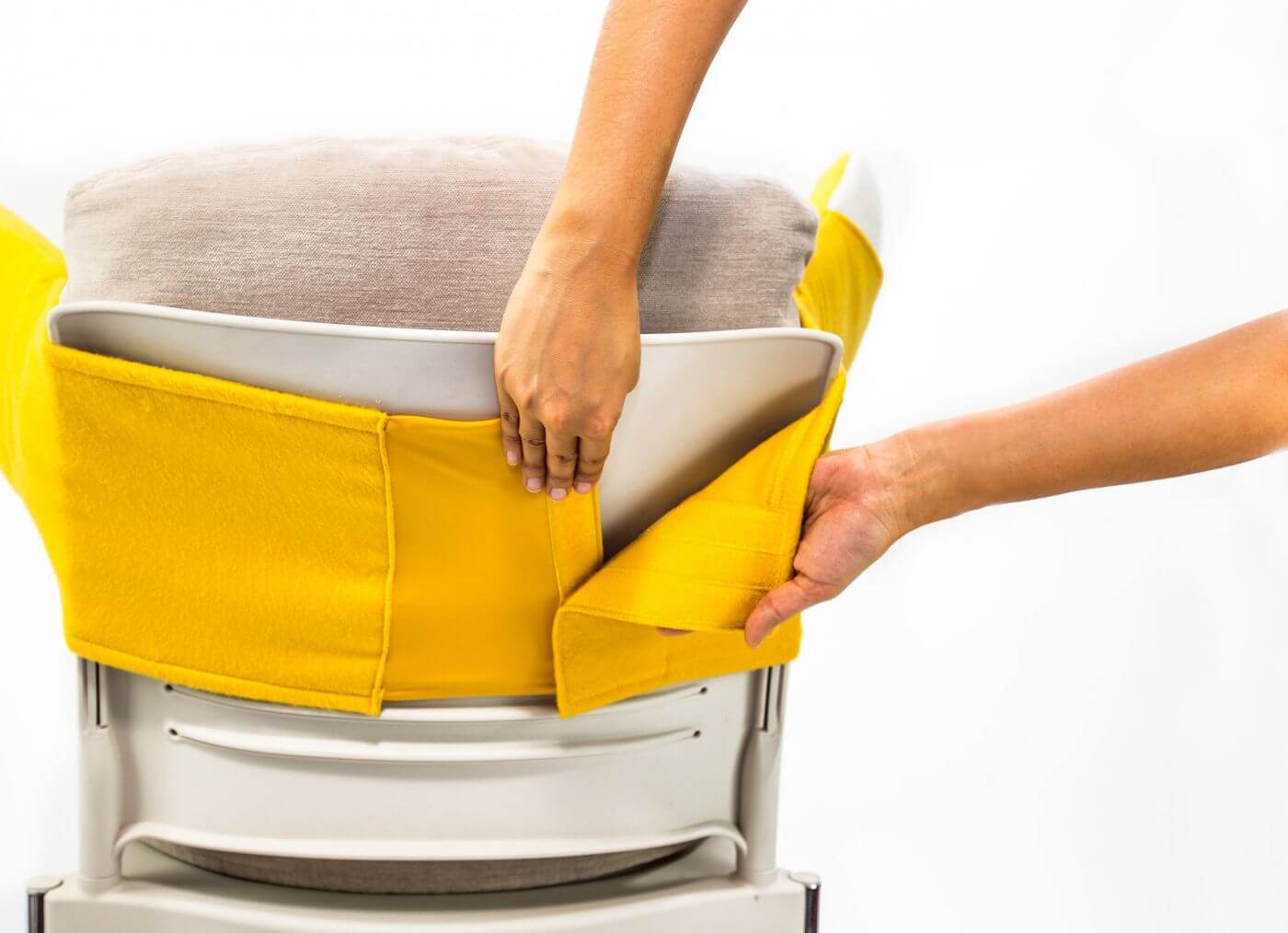 Hug Chair – Prototypes for Humanity