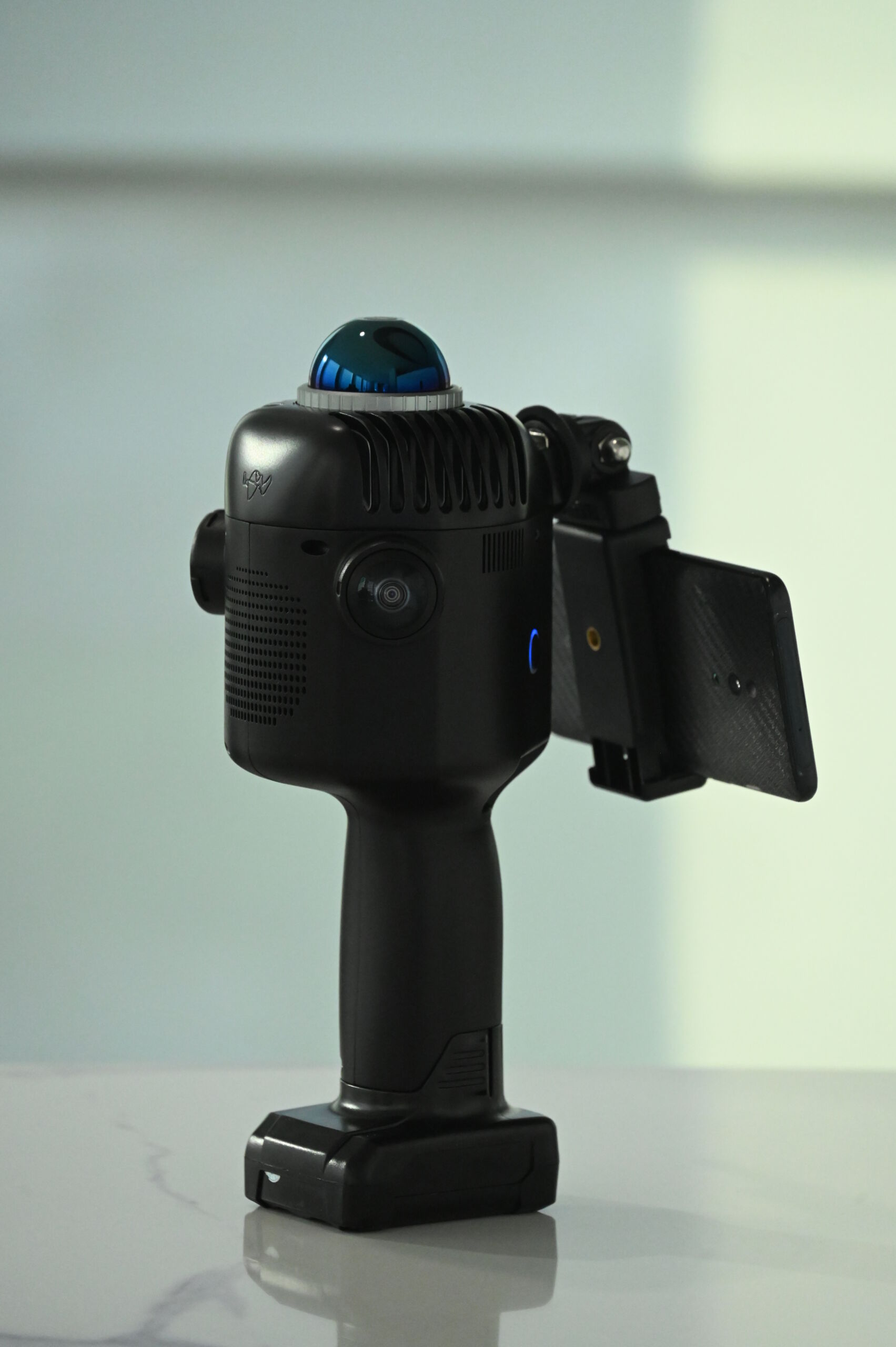 Manifold Tech – Prototypes for Humanity