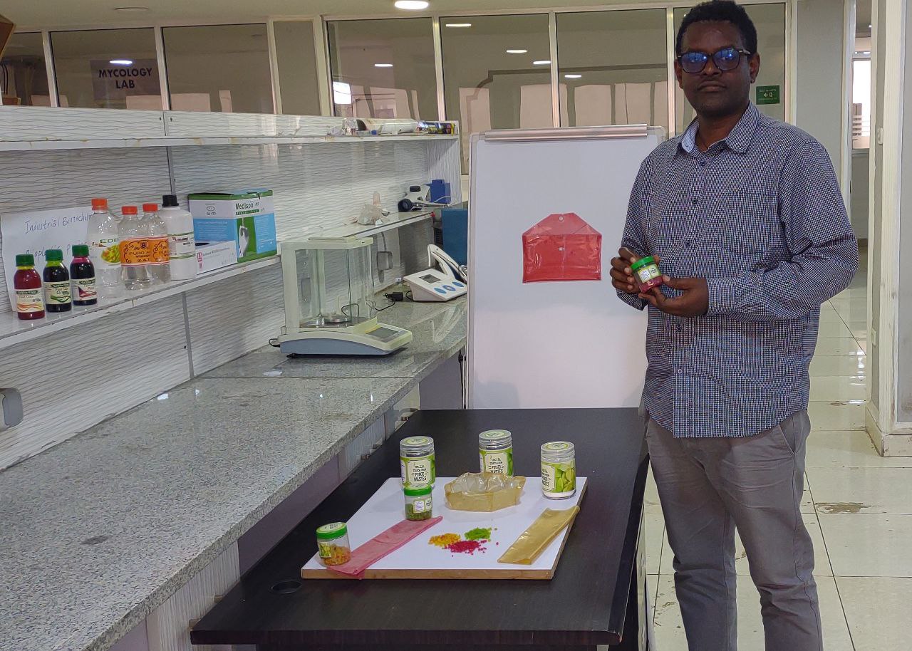 Bioplastics from Potato Waste – Prototypes for Humanity